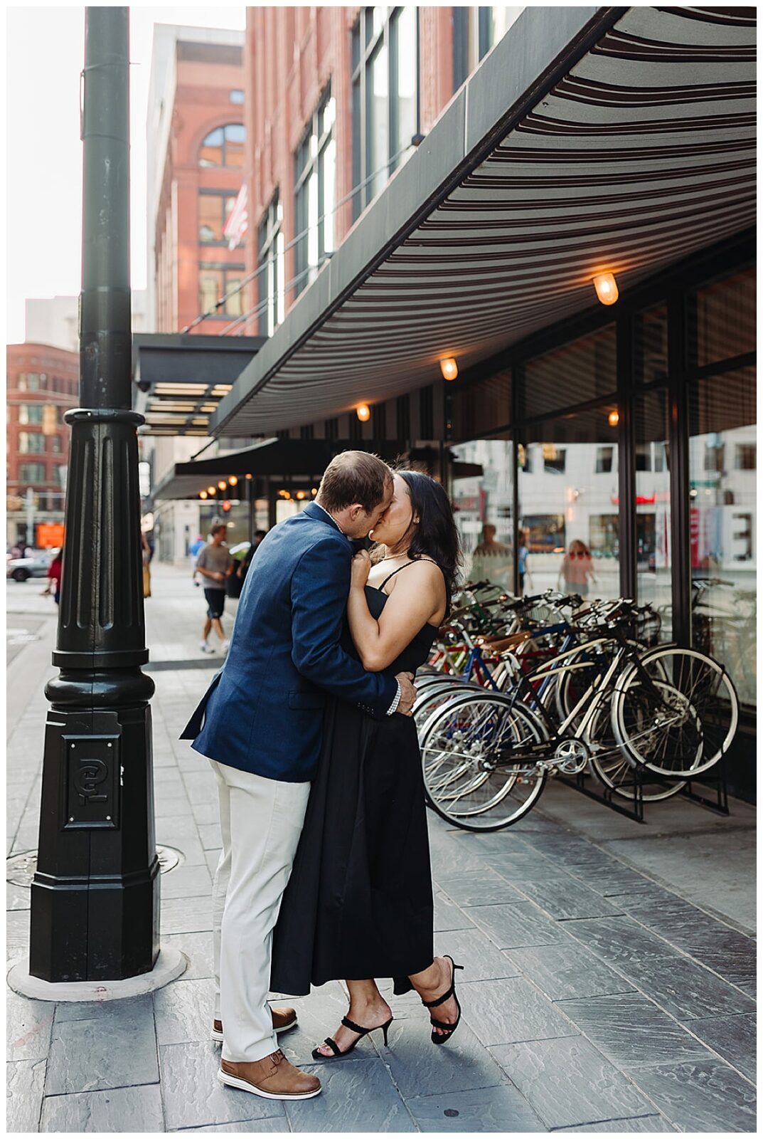 Woodward Ave. Engagement Session | Detroit Wedding Photographer ...